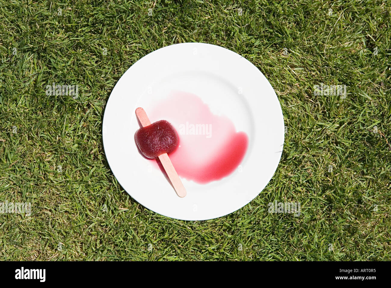 Ice lolly melting hi-res stock photography and images - Alamy
