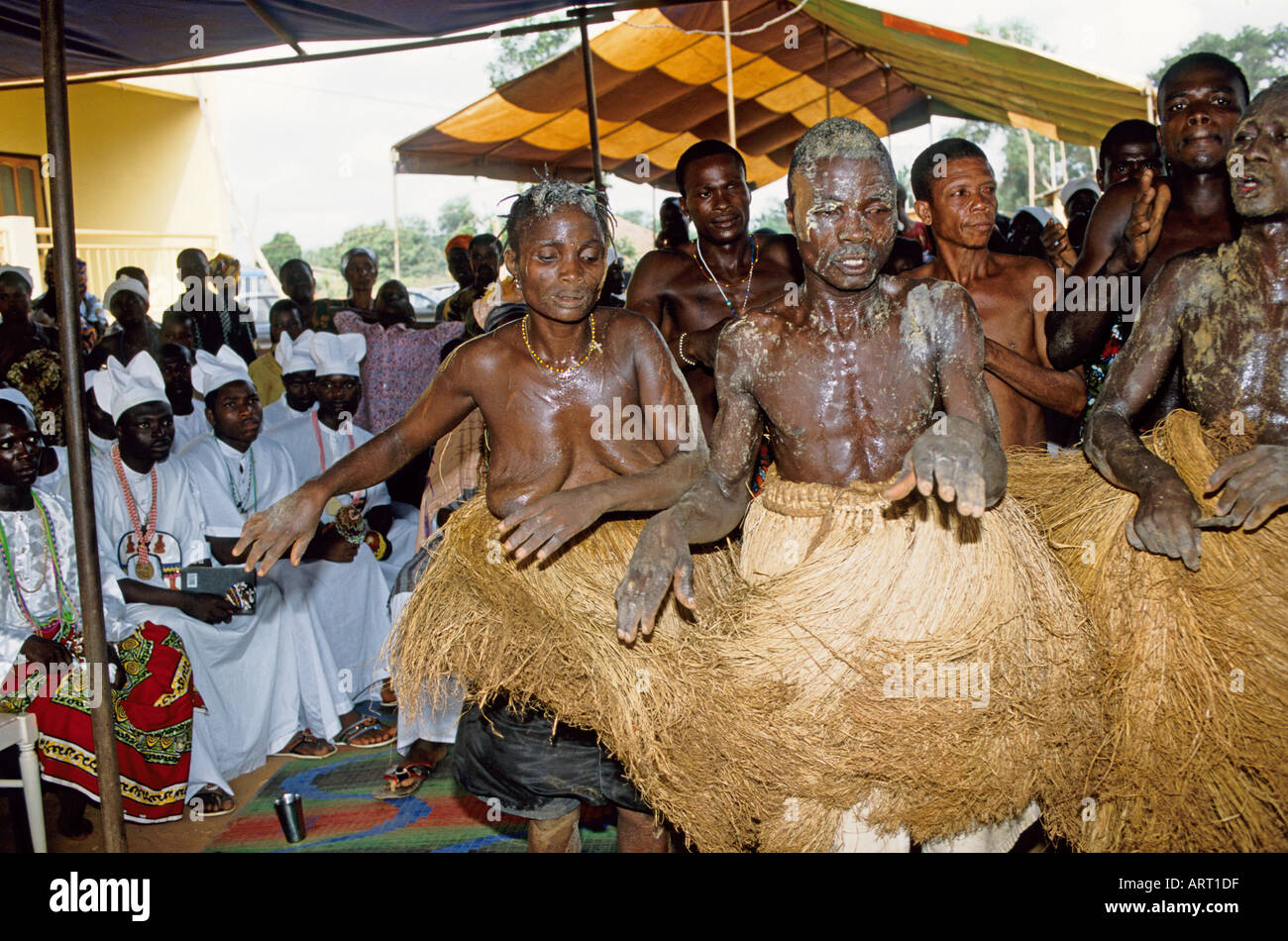 Priest bast hi-res stock photography and images - Alamy