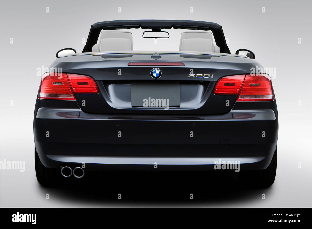 2008 bmw 3 series 328i in hi-res stock photography and images - Alamy