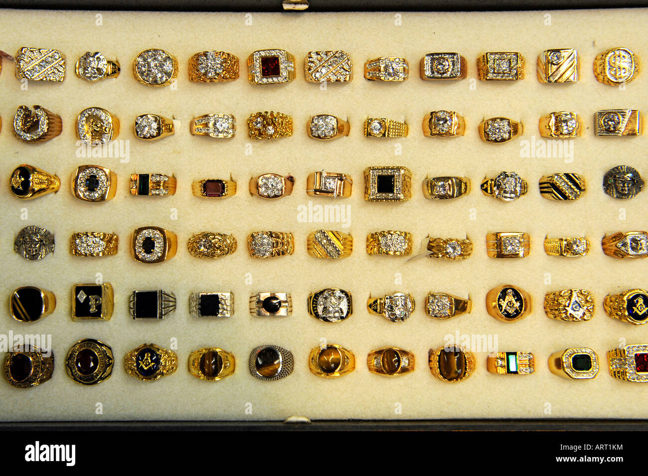 Pattern of colorful rings on display Stock Photo - Alamy