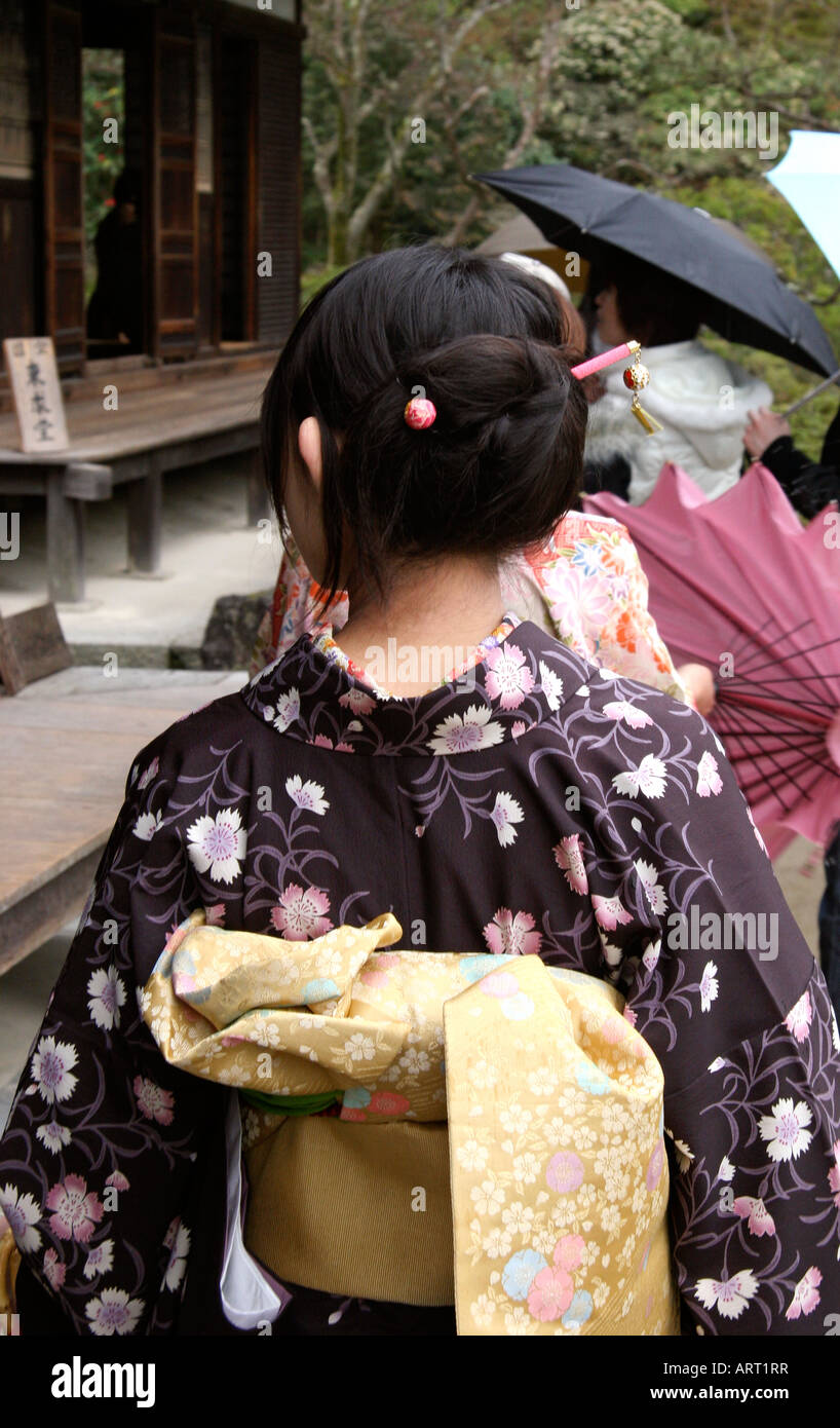 Women in Kimono, traditional Japanese dress, Kyoto, Japan Stock Photo ...