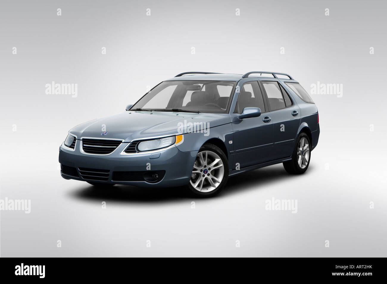 2008 Saab 9-5 Sport Combi in Gray - Front angle view Stock Photo - Alamy