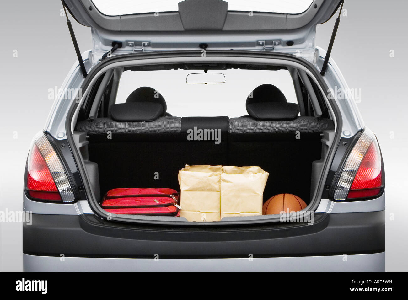 Kia rio lx hi-res stock photography and images - Alamy