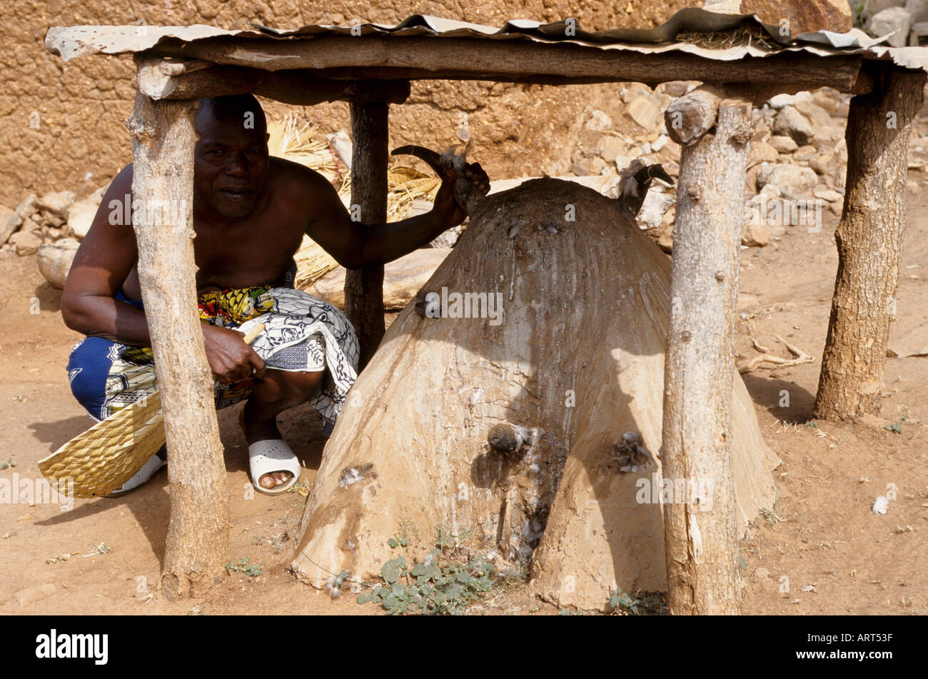 Legba voodoo statue benin hi-res stock photography and images - Alamy