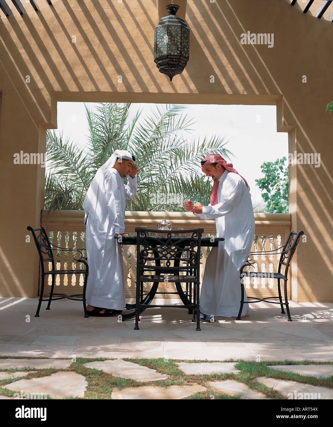Backgammon Arab Stock Photos & Backgammon Arab Stock Images - Alamy