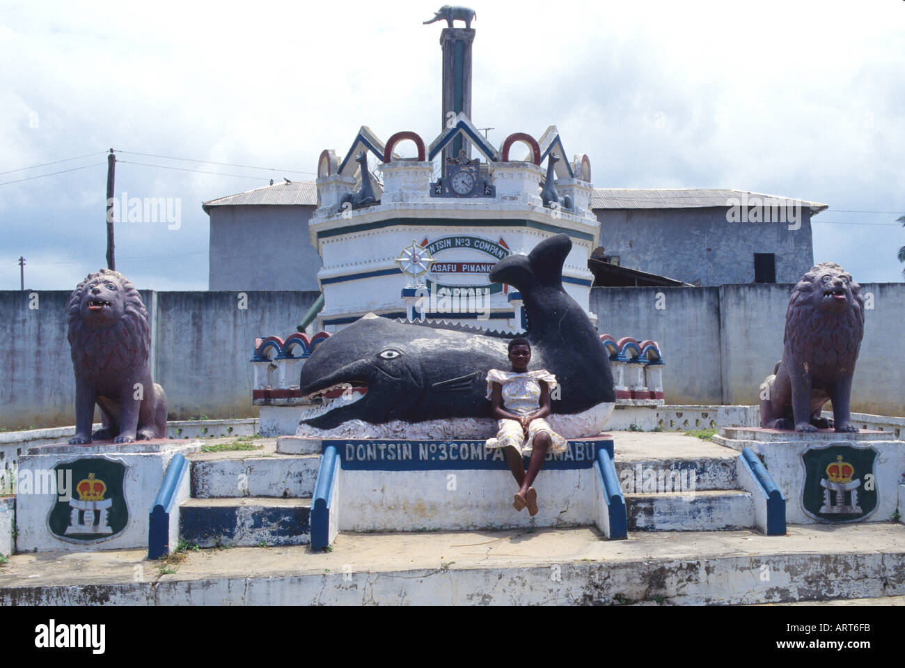 Fante Military shrine in Ghana Posuban Schrein in Ghana Stock Photo - Alamy
