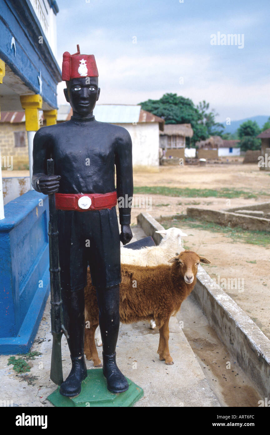 Fante Military shrine in Ghana Posuban Schrein in Ghana Stock Photo - Alamy