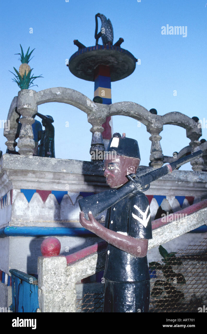 Fante Military shrine in Ghana Posuban Schrein in Ghana Stock Photo - Alamy