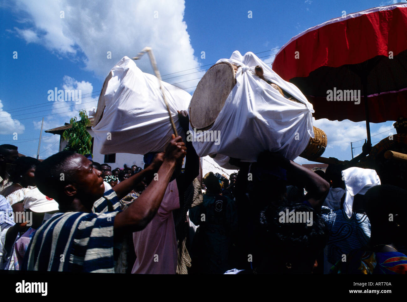 Ghana musical instrument hi-res stock photography and images - Alamy