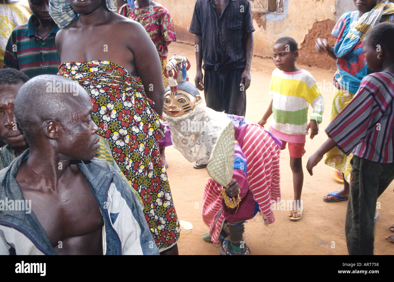Yoruba mask theatre hi-res stock photography and images - Alamy