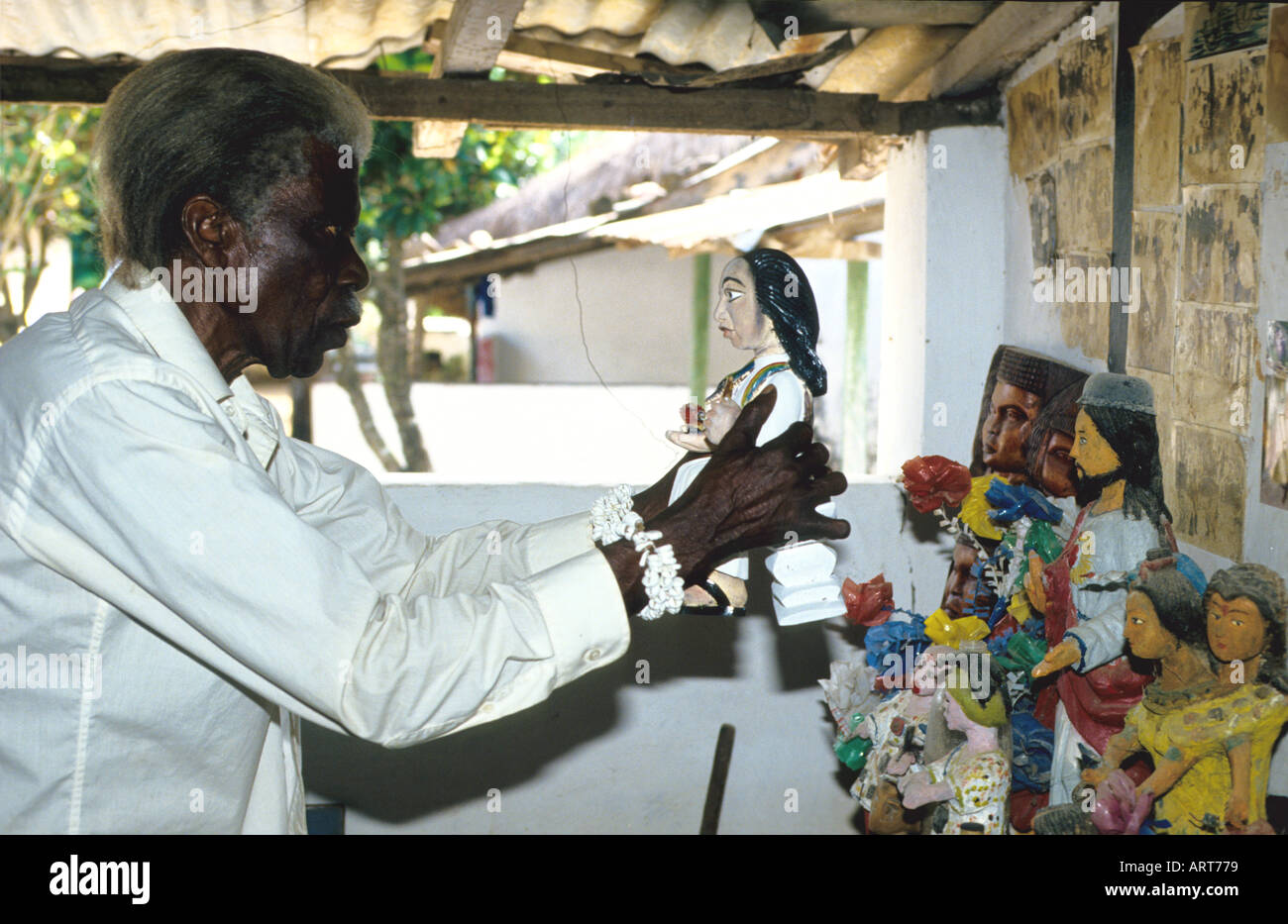 The Mami Wata priest ABIDJAN MAMI WATA activates the statue in his ...