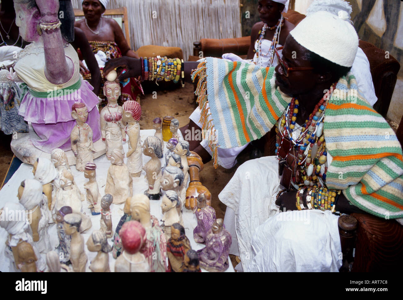 Vodou religion hi-res stock photography and images - Alamy