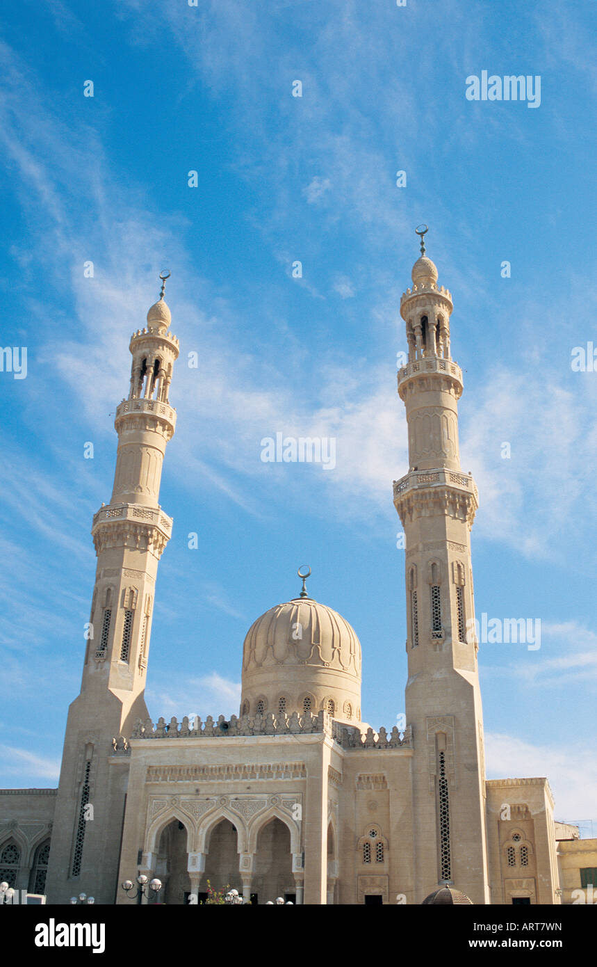 Main Mosque in Hurghada, Egypt Stock Photo - Alamy