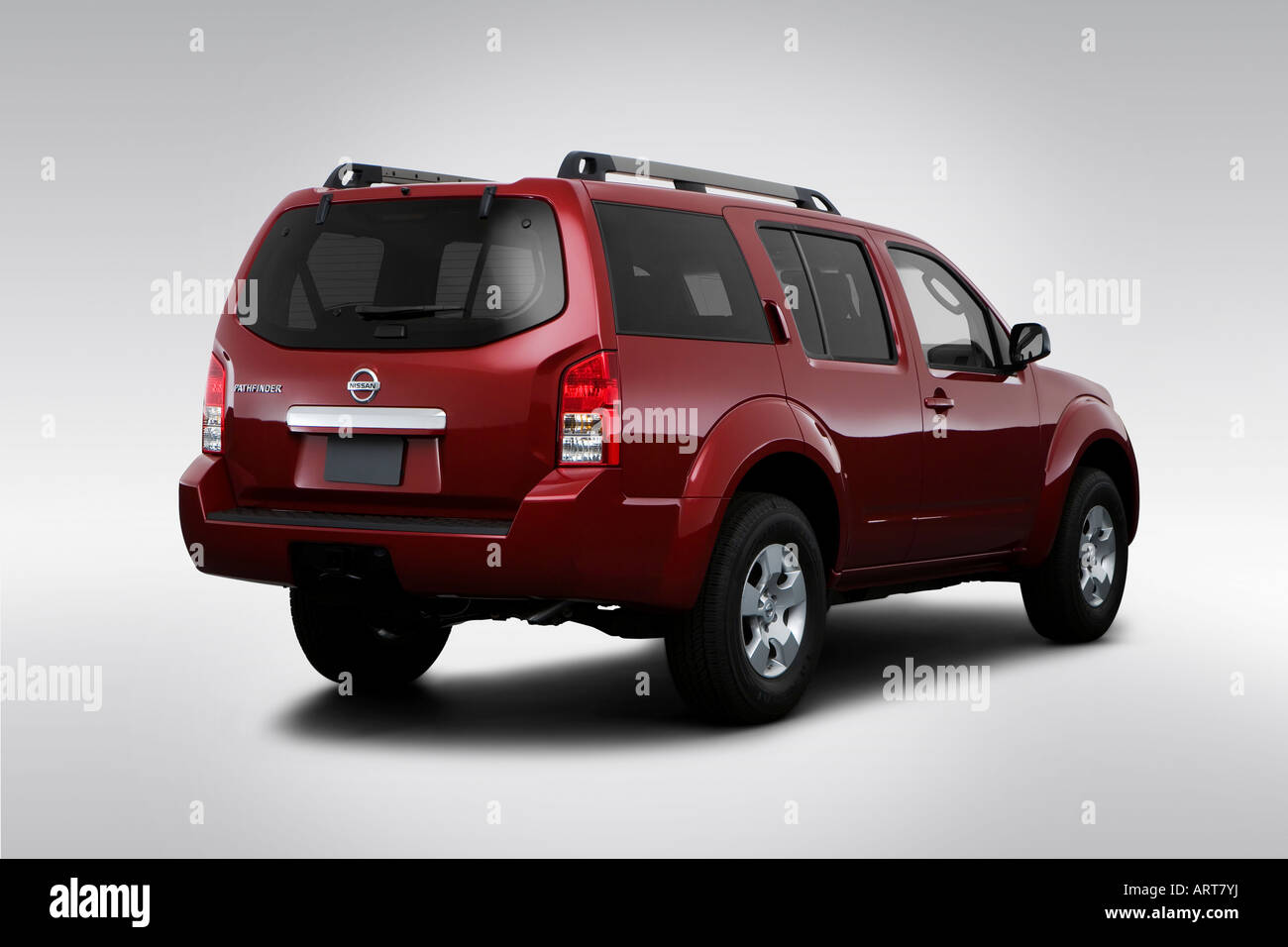 2008 Nissan Pathfinder S in Red - Rear angle view Stock Photo - Alamy