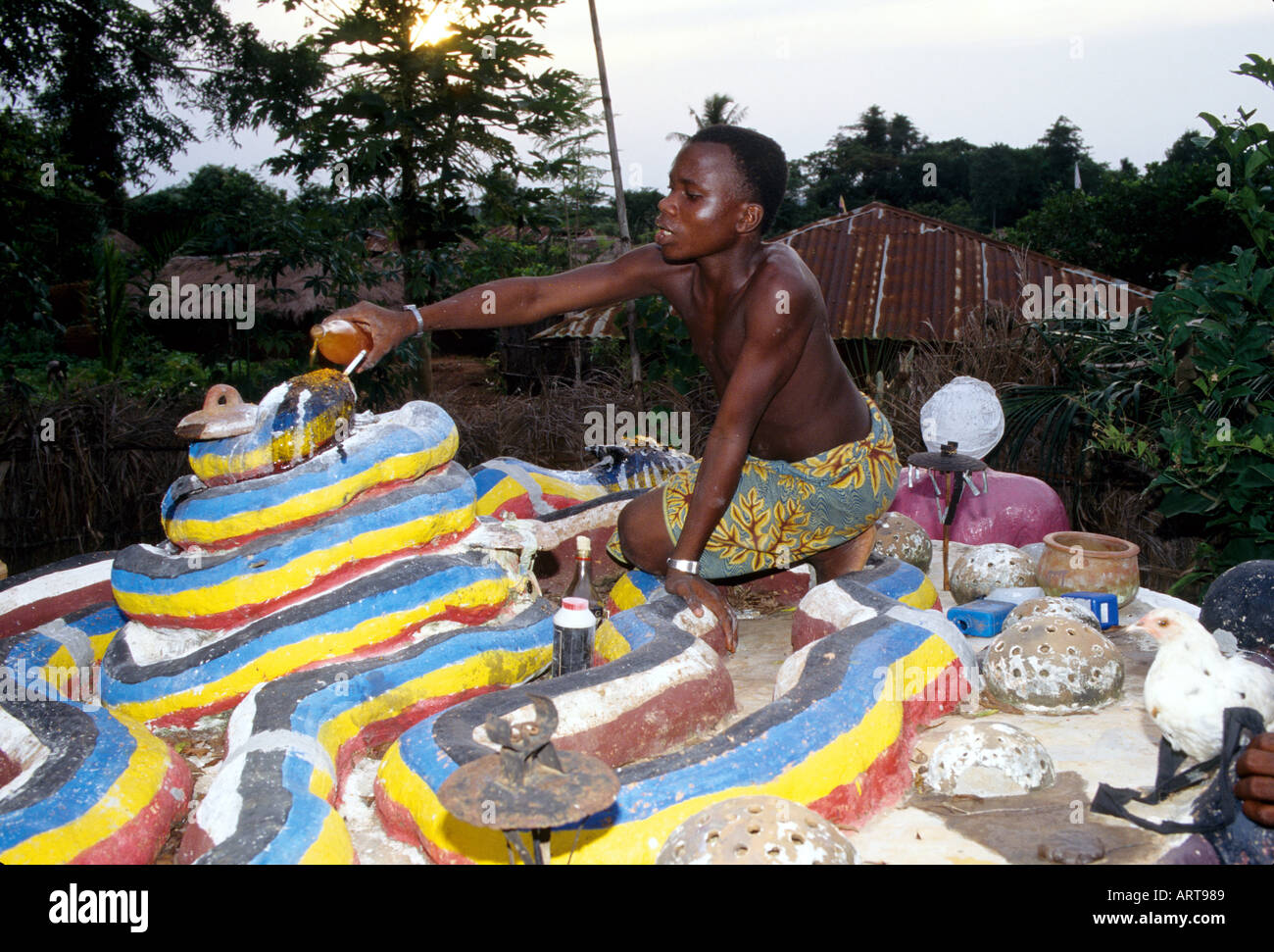 Voodoo benin shrine hi-res stock photography and images - Alamy