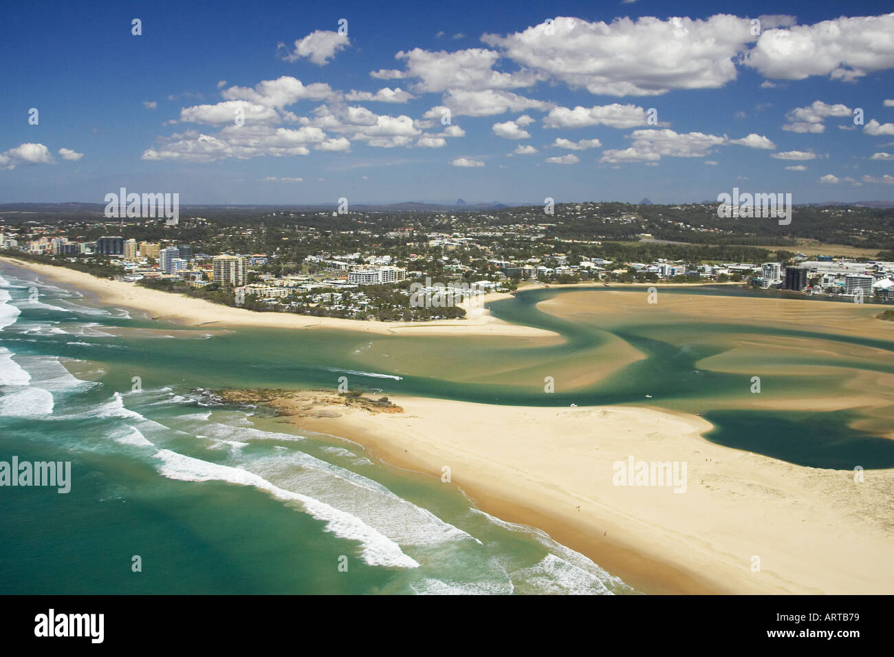 Maroochy river mouth hi-res stock photography and images - Alamy