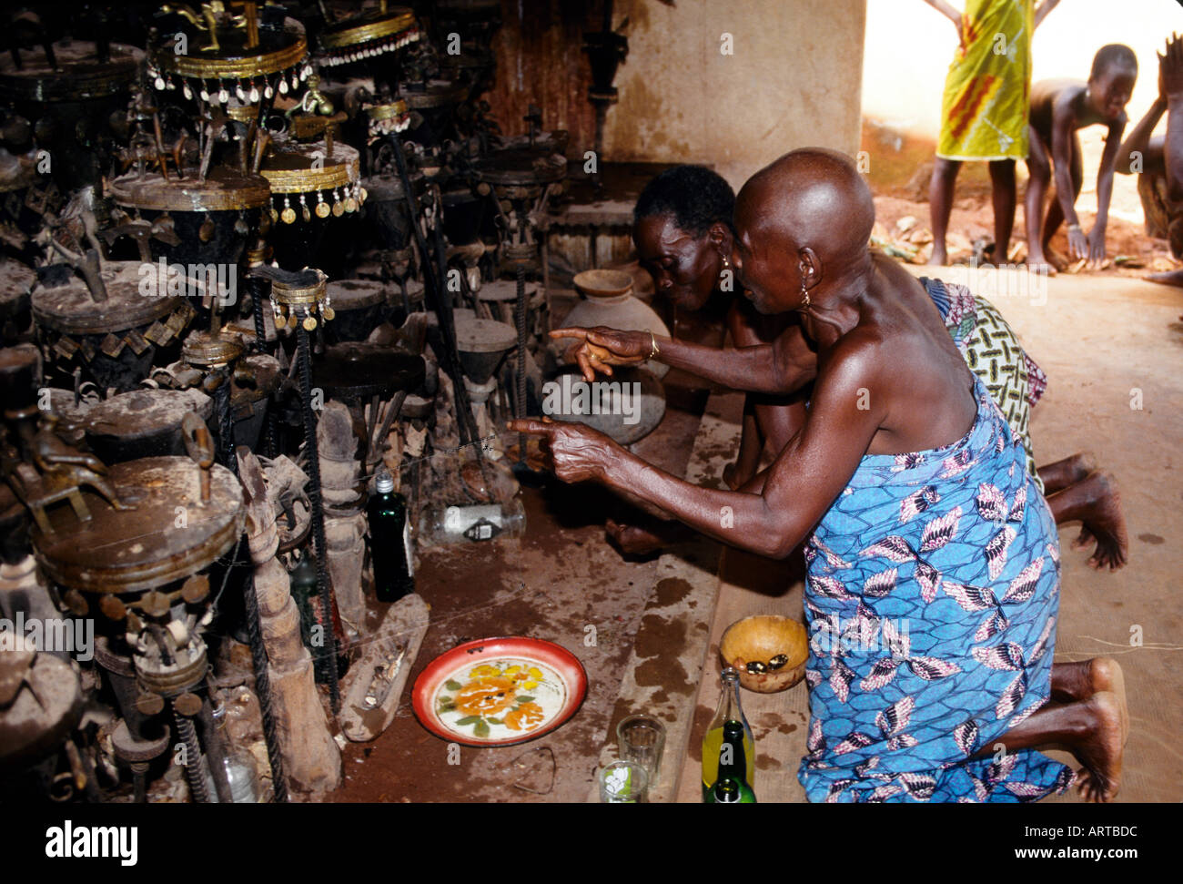 Fon tribe hi-res stock photography and images - Alamy