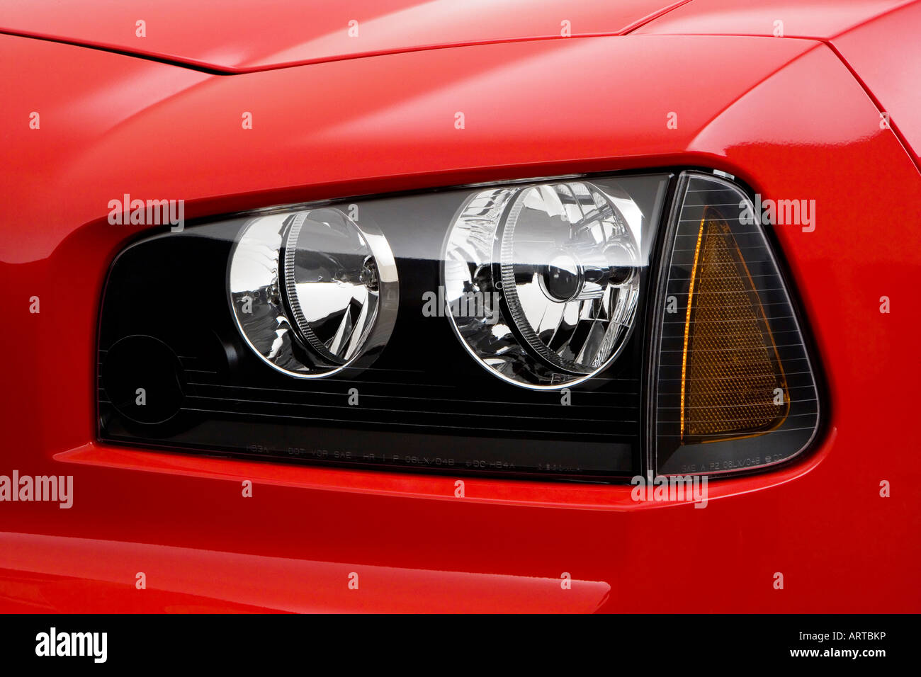 2008 Dodge Charger SXT in Red - Headlight Stock Photo - Alamy