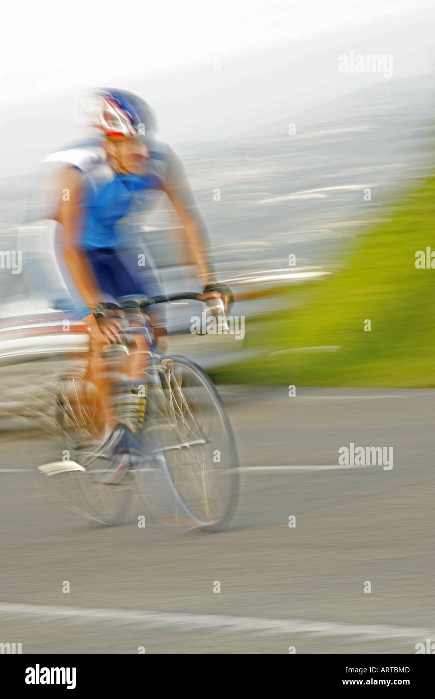 Fast mover hi-res stock photography and images - Alamy