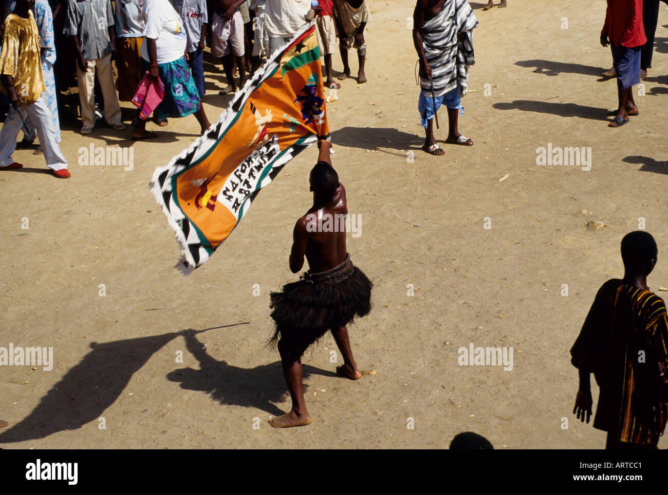 Asafo flags hi-res stock photography and images - Alamy