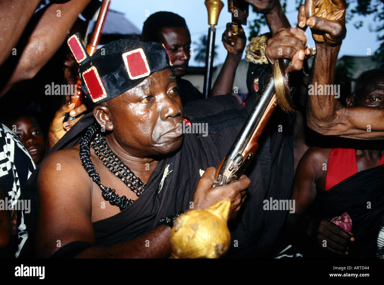 Ghana funeral dance hi-res stock photography and images - Alamy