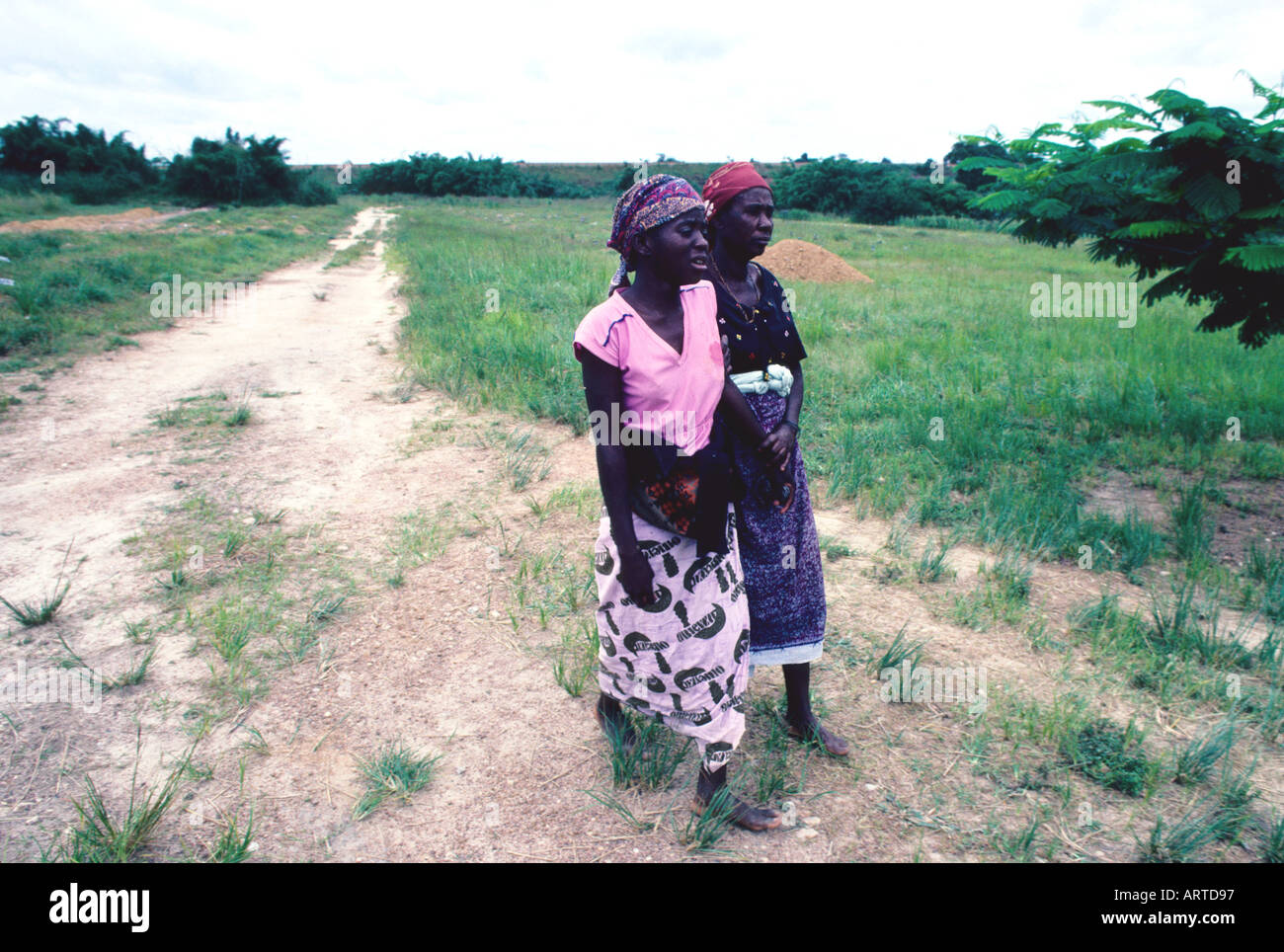 Trauer kind hi-res stock photography and images - Alamy