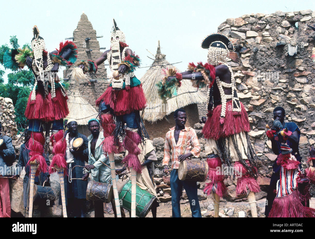 Kanaga mask hi-res stock photography and images - Alamy