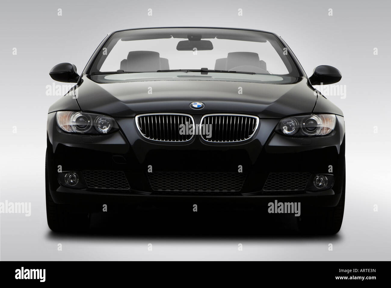 Bmw 335i convertible hi-res stock photography and images - Alamy