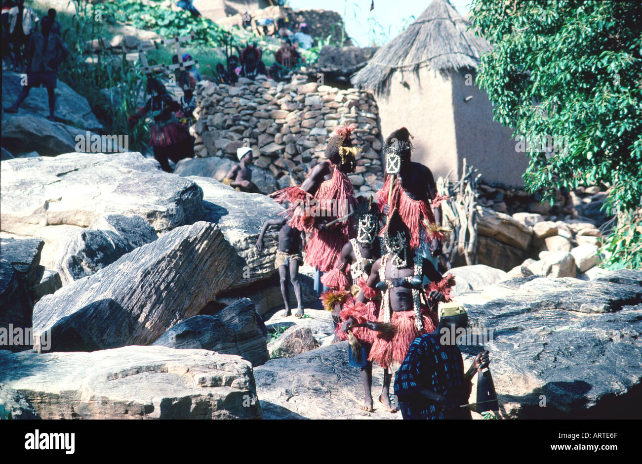 Awa tribe hi-res stock photography and images - Alamy