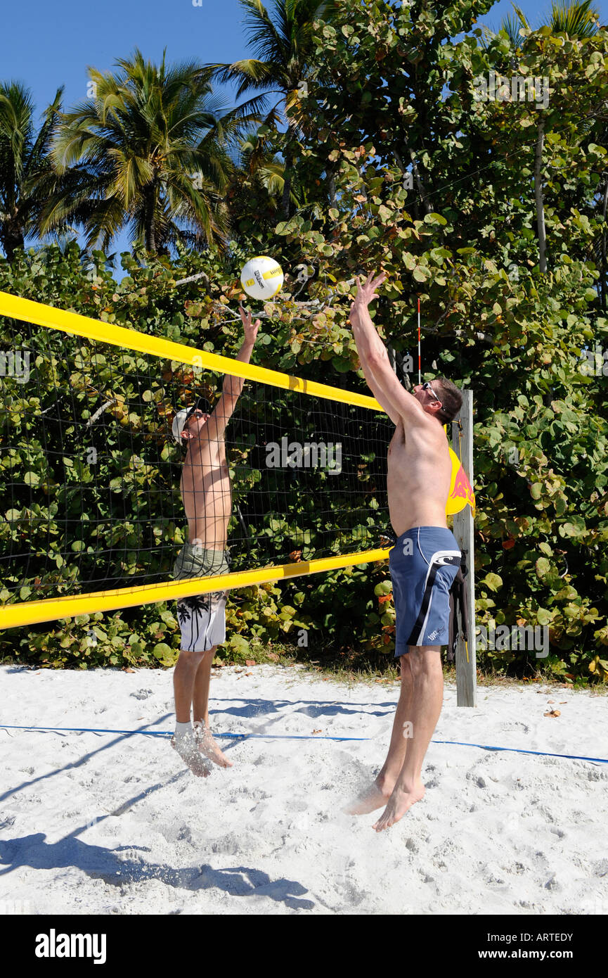 Beach volleyball competition hi-res stock photography and images - Alamy
