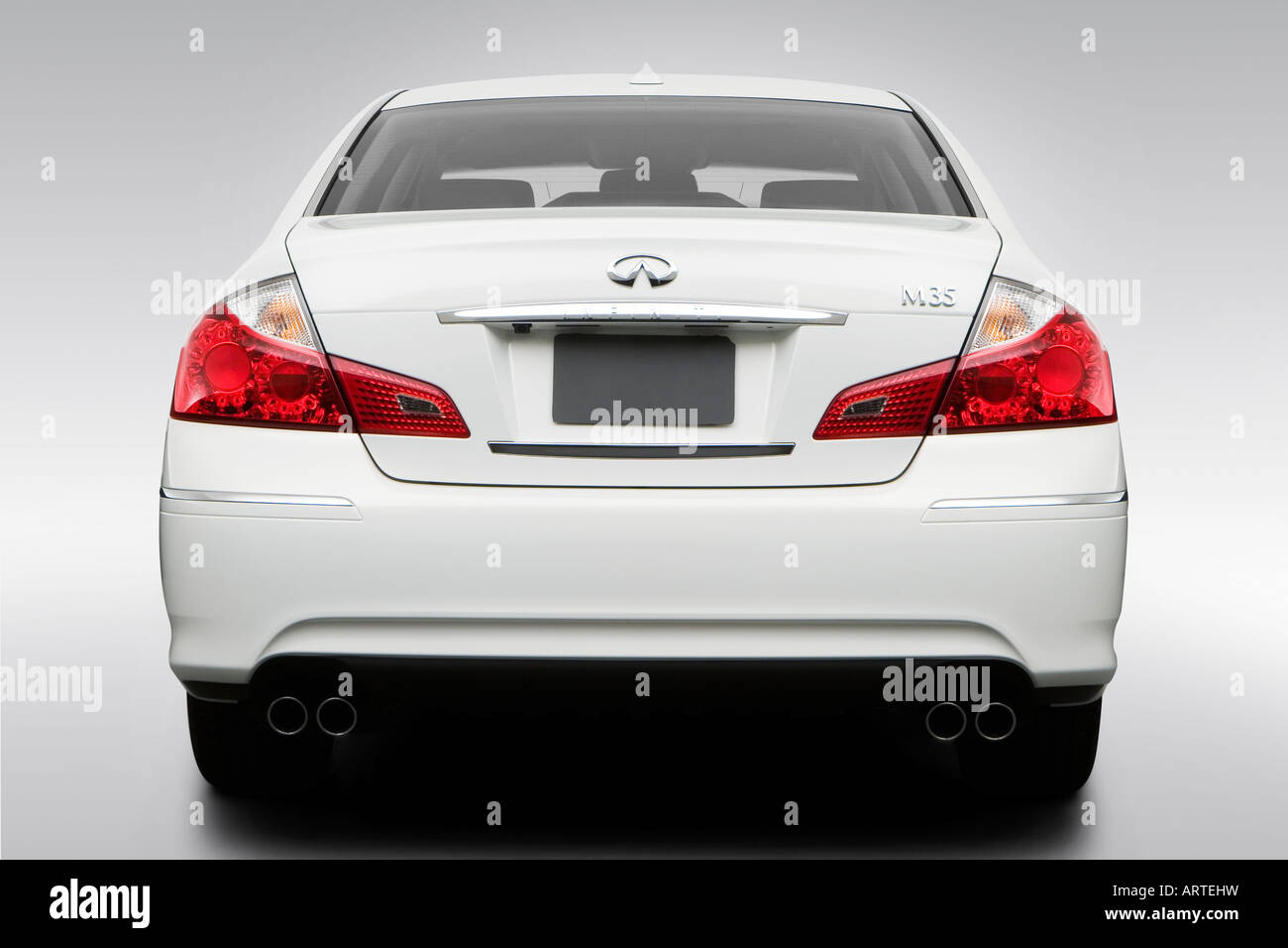 Infiniti m hi-res stock photography and images - Alamy