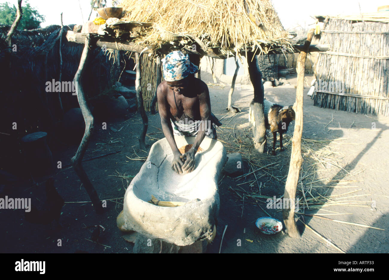 Kirdi people hi-res stock photography and images - Alamy