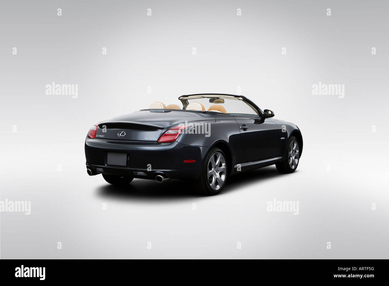 2008 Lexus SC SC430 in Gray - Rear angle view Stock Photo - Alamy
