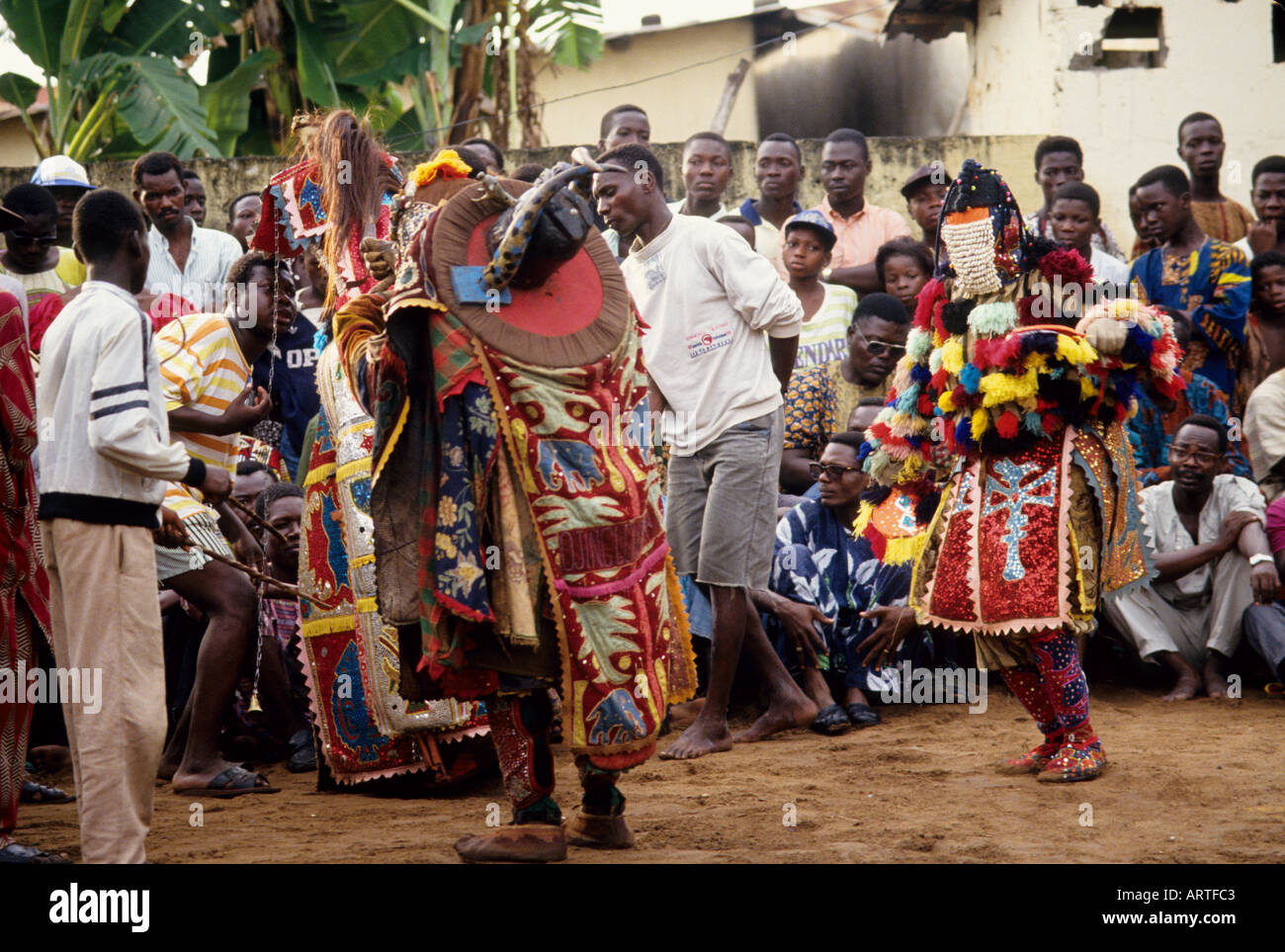 Egun mask hi-res stock photography and images - Alamy