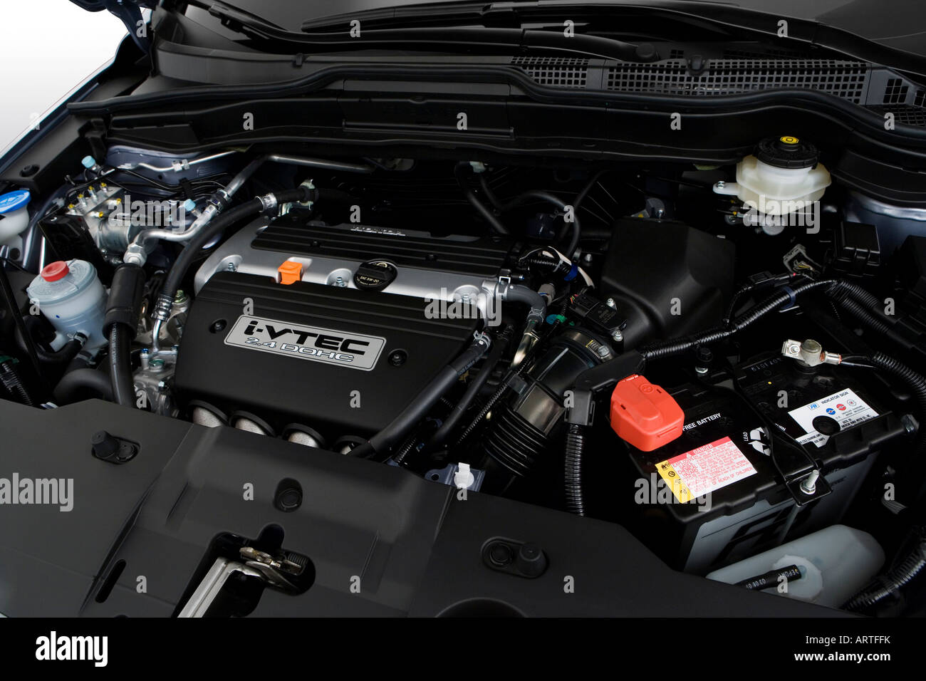2008 Honda CR-V EX-L in Blue - Engine Stock Photo - Alamy
