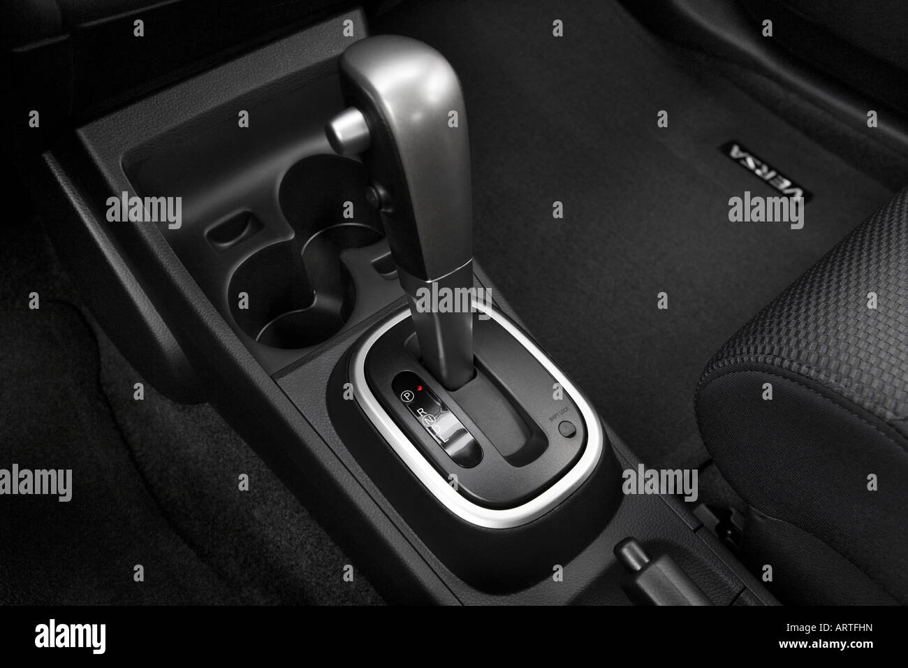 Nissan versa 2008 hi-res stock photography and images - Alamy