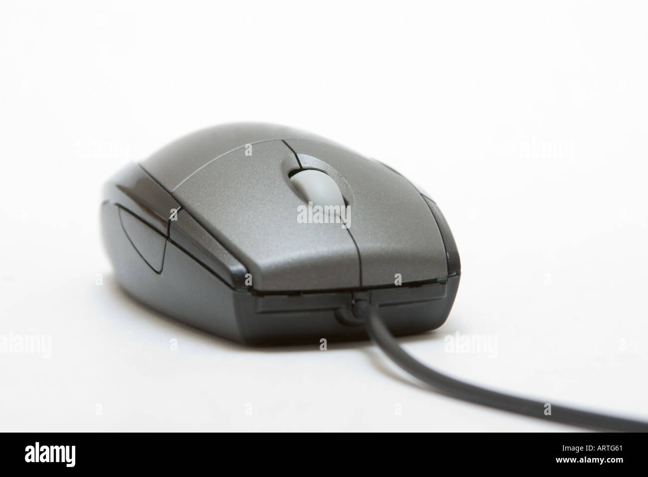 black scroll mouse isolated on white background Stock Photo - Alamy