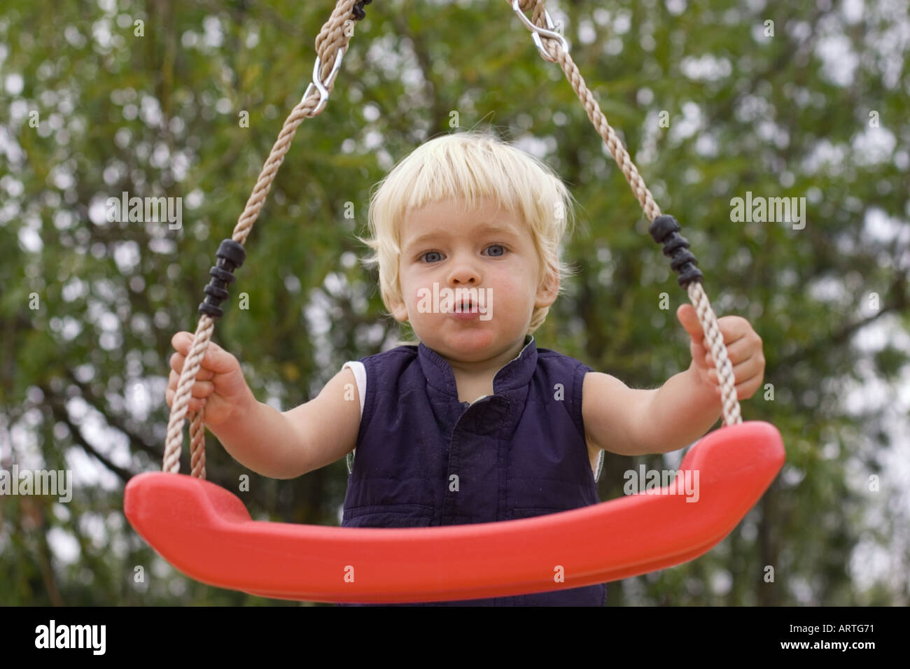 Suspicious child hi-res stock photography and images - Alamy