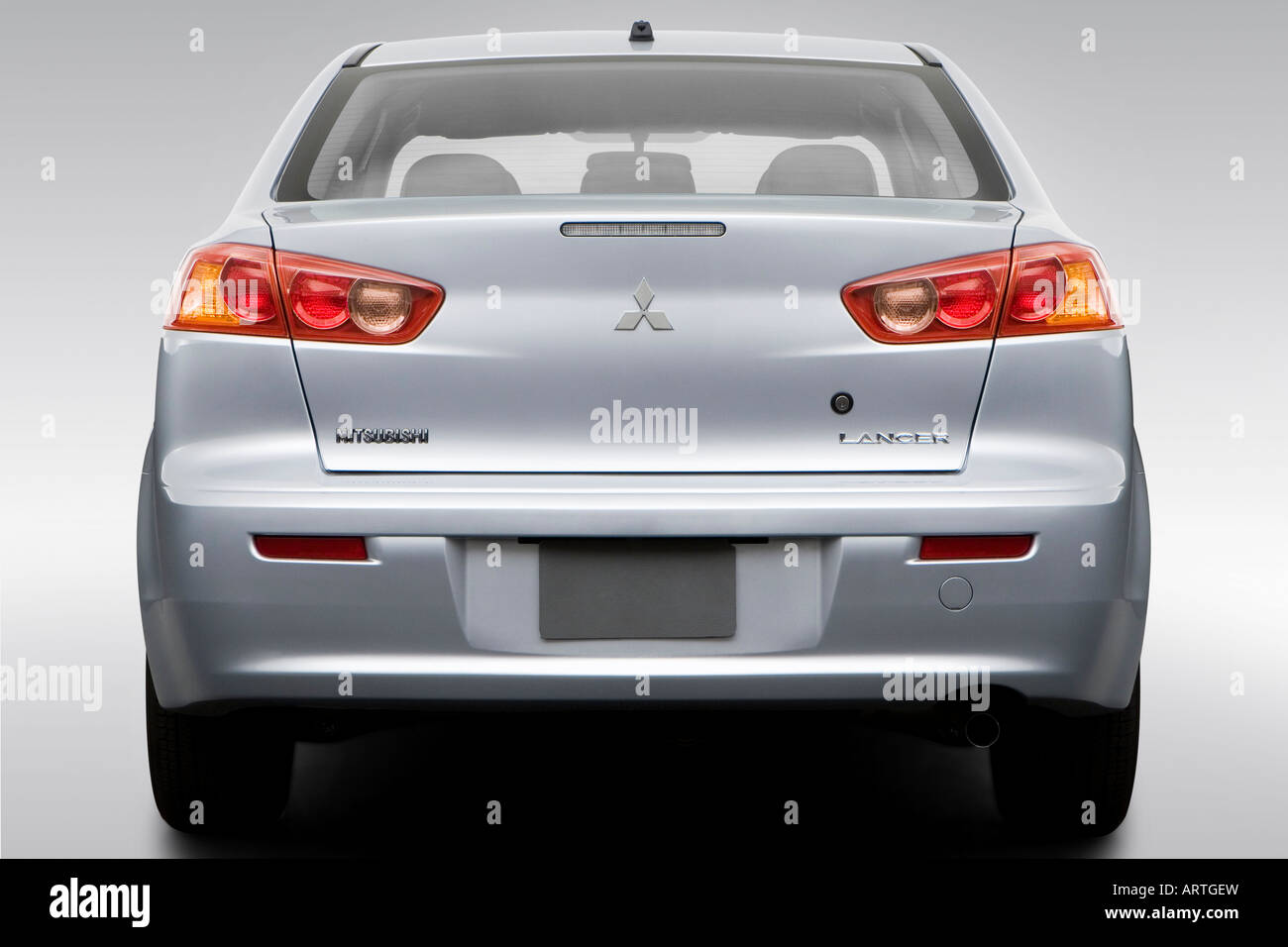 2008 Mitsubishi Lancer DE in Silver - Low/Wide Rear Stock Photo - Alamy