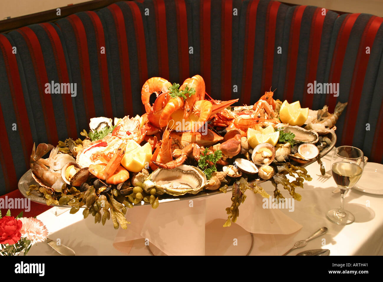 Platter seafood fruits de mer hi-res stock photography and images - Alamy