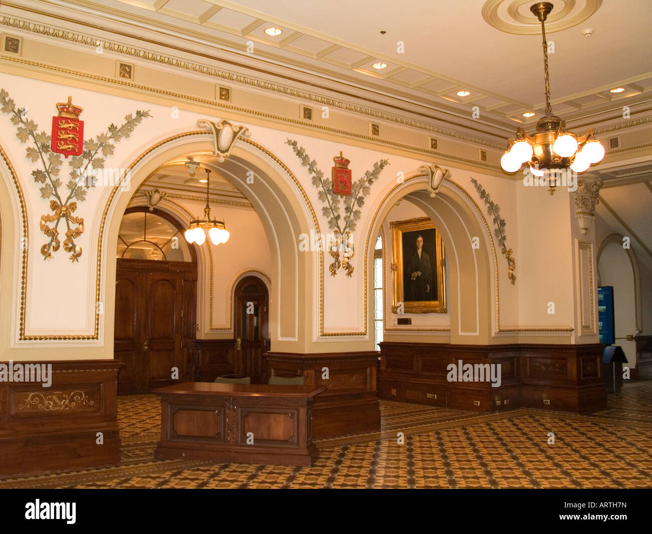 Grande allee quebec hi-res stock photography and images - Alamy