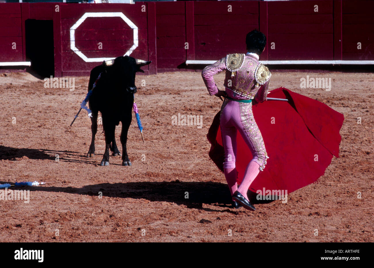 Traditional spanish matador bullfighter hi-res stock photography and ...