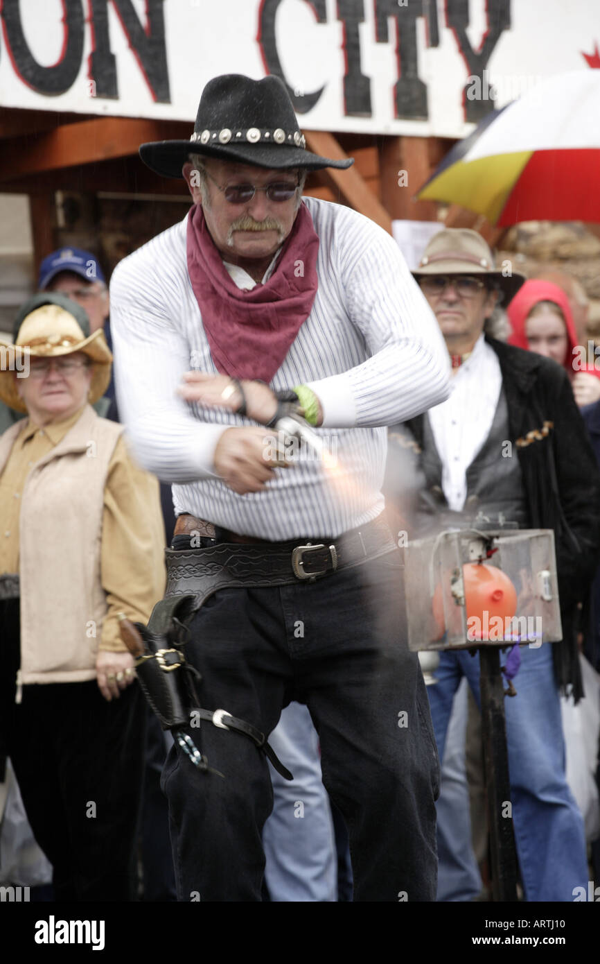 Cowboy holsters hi-res stock photography and images - Alamy