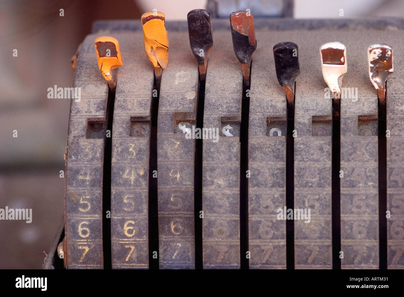 Old adding machine hi-res stock photography and images - Alamy