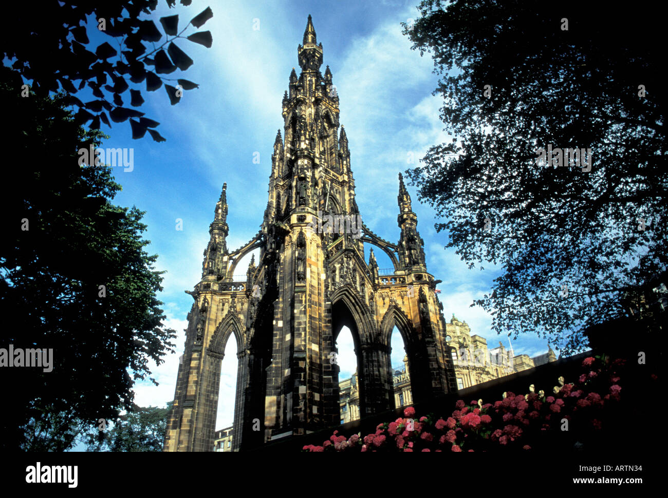 Scott memorial hi-res stock photography and images - Alamy