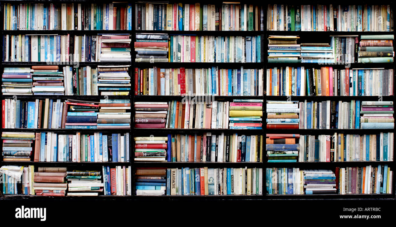Pulp books hi-res stock photography and images - Alamy