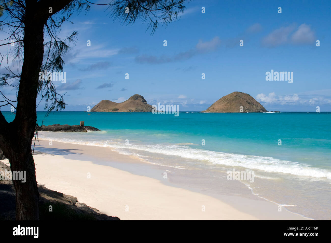 Bellows beach hawaii hi-res stock photography and images - Alamy