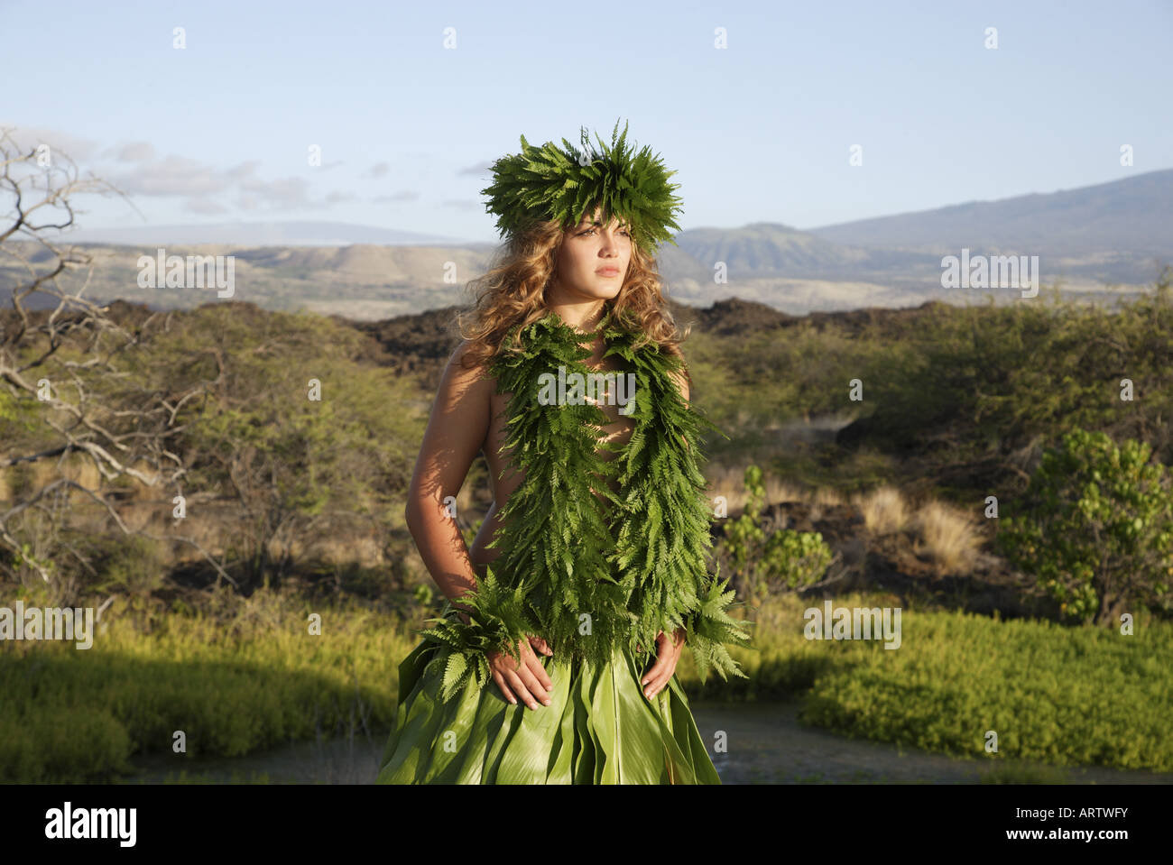 Hula dancer haku lei in hi-res stock photography and images - Alamy