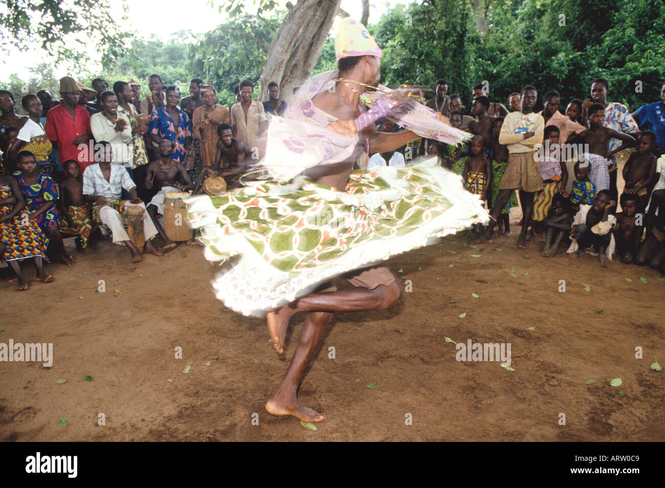 Sakpata dance hi-res stock photography and images - Alamy