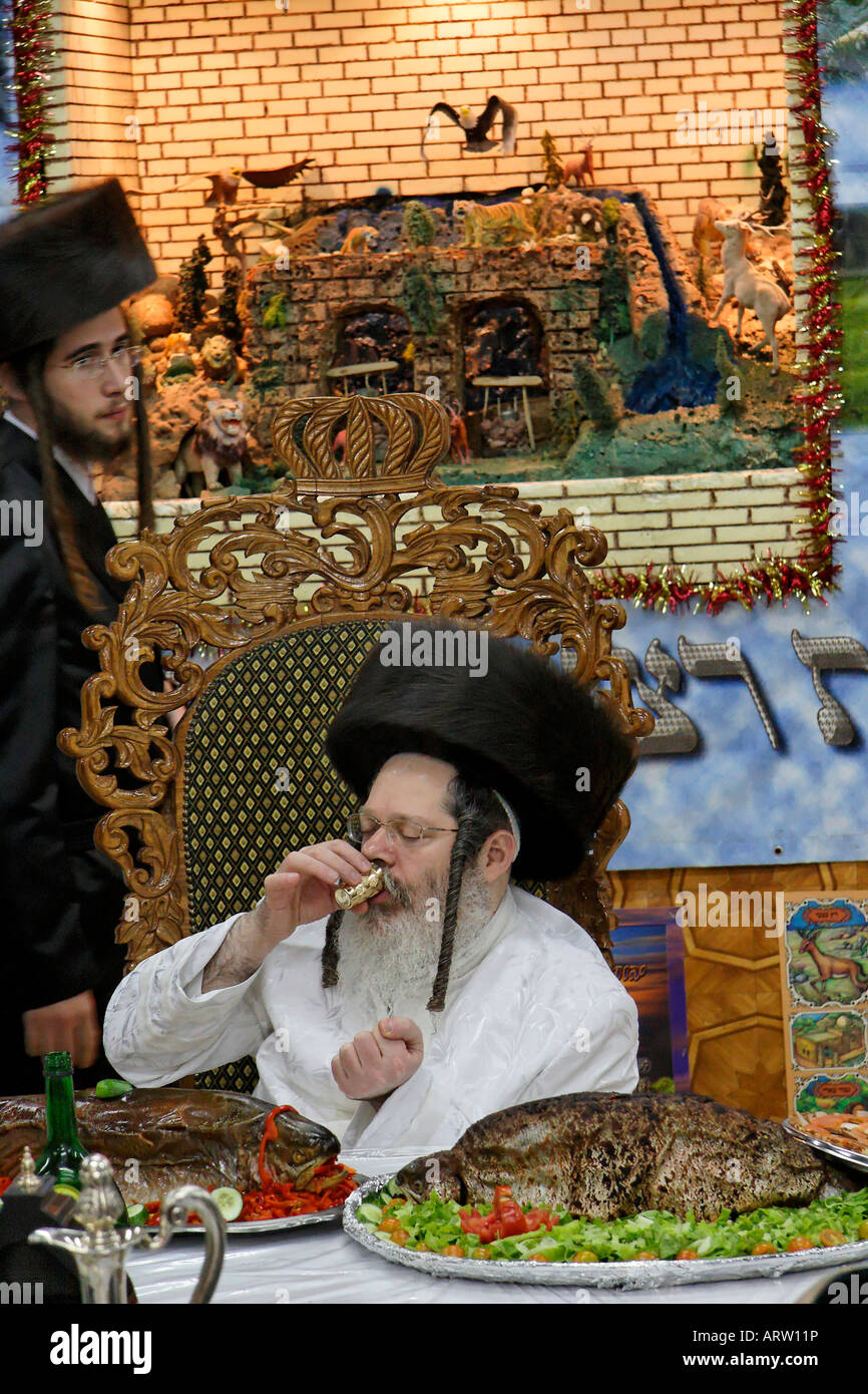 A Tish with the Rebbe a gathering of the Hasidim with their Rebbe Stock ...